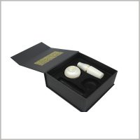 Foldable skin care product packaging with paper inner card