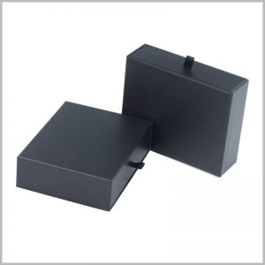 Small black cardboard boxes for perfume bottle packaging